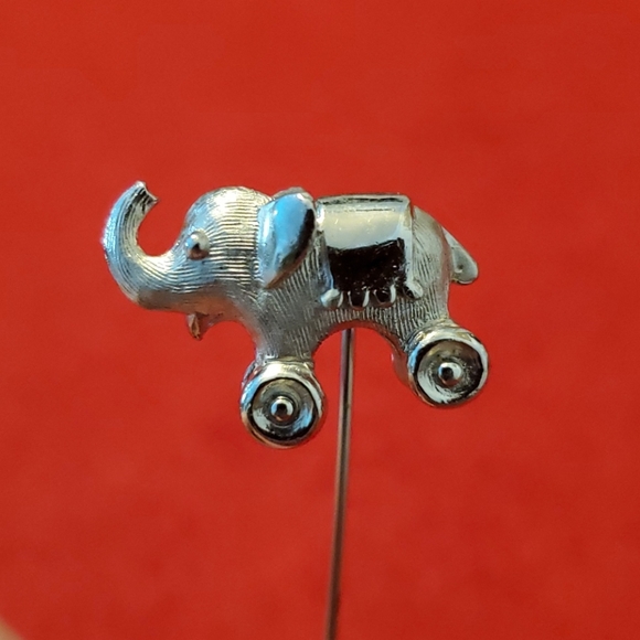Trifari | Jewelry | Vintage Trifari Elephant Toy Stick Pin | Poshmark